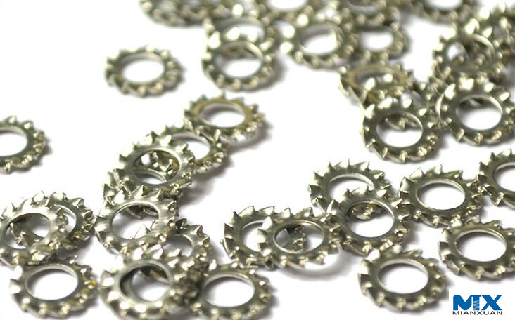 Carbon Steel Serrated Lock Washers— Type a, with External Teeth